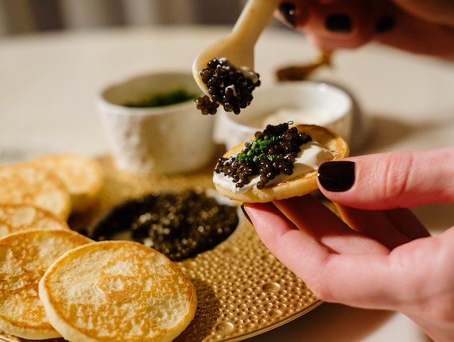 Lobby Bar | New York City Outdoor Bar | The Terrace and Outdoor Gardens